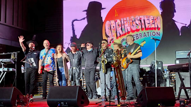 Entertainment: Concerts & Live Bands | Ameristar Vicksburg Casino